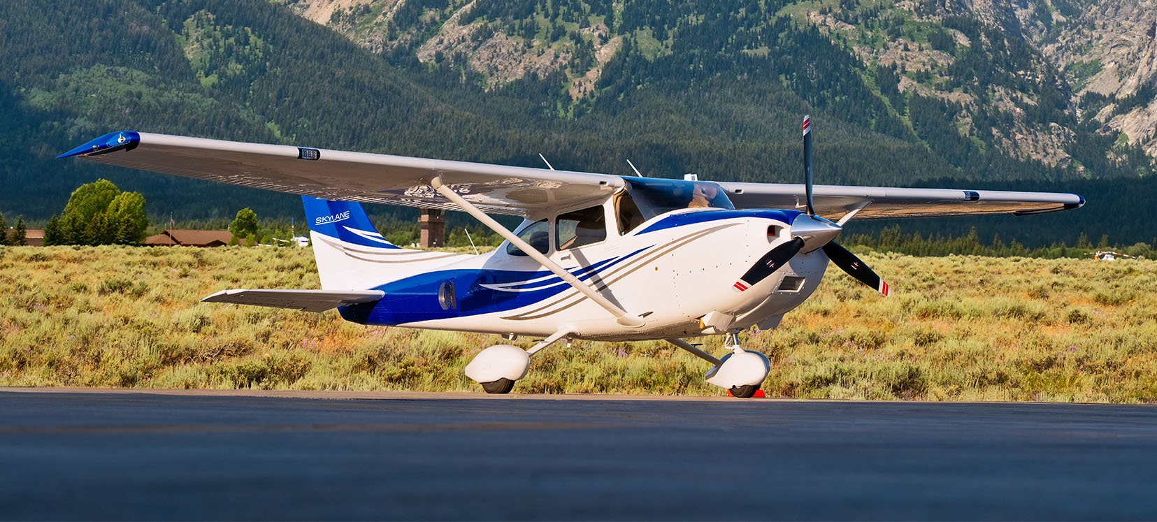 Apex Aircraft | Breslau, ON | Aircraft Sales & Brokerage